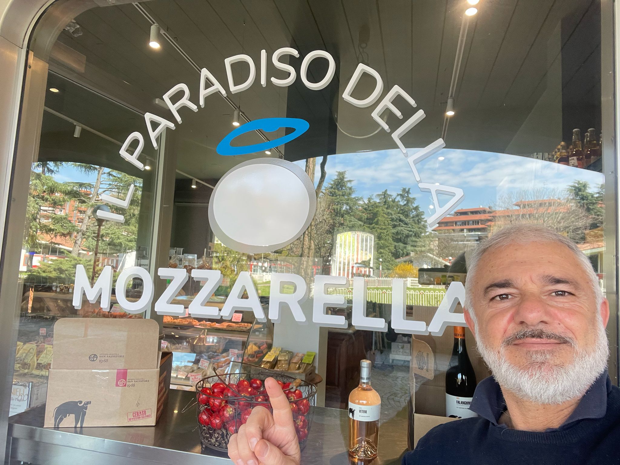 Il Paradiso della Mozzarella a Segrate: «Qui c’è quella “pazzesca ...