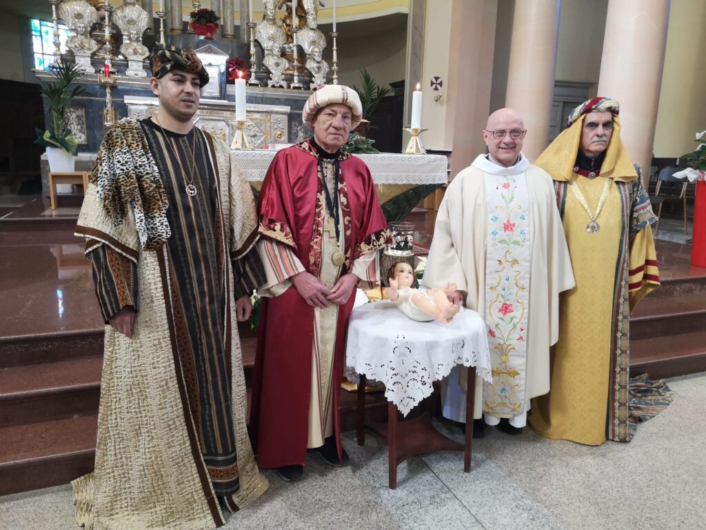 Epifania, entusiasmo per Befane e Re Magi. Domenica 18 ultimo giorno ...